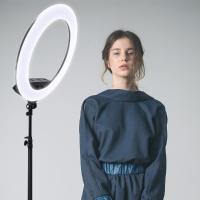 China Yidoblo FS-640 100W 22-Inch LED Ring Light with 3200K-5600K Color Temperature and Remote Control for sale