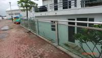 China Customized High Quality Detachable Flood Gate Glass Flood Wall for sale
