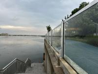 China Stackable Reusable Express Installation Garage Door Glass Flood Protection Wall for sale