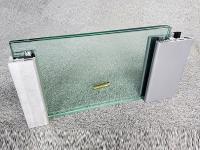 China Anodized Silver Visual Tempered Flood Control Barrier Embankment for sale