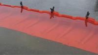 China Movable Temporary Flood Control Board ABS Water Filled Plastic Flood Barrier for sale