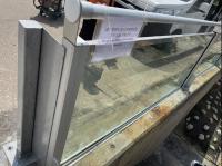 China Customizable Low Cost High Sealing Glass Flood Walls For Urban Buildings for sale
