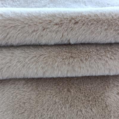China 100% Polyester Minky Plush Fabric 20mm Pile Height 160cm Width for Toys Blankets for sale