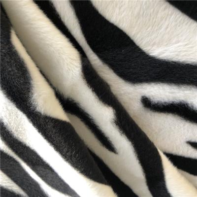 China 100% Polyester Brushed Fabric Short Pile 200gsm 58/60 inch for Toy and Cushion for sale