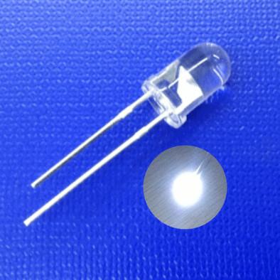 China LED Light Emitting Diode 5mm 8000K White 30000mcd Super Bright Round Clear Lens With Flange for sale
