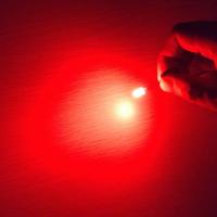 China 0.5W 5mm LED Light Emitting Diode 620-630nm Red Color 30000mcd Clear Lens For Indicator Lighting for sale