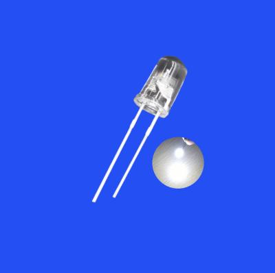 China Flashing LED 5mm 0.5Hz 1/2 Duty Cycle White Color 12000K 9000mcd Clear Lens Dip Blinking LED for sale