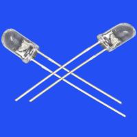 China 5mm 6.8Hz 1/6 Duty Cycle Warm White Color 3500K 1500mcd Round Clear Lens Strobe Flashing LED Diode for sale