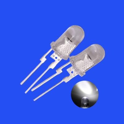 China 1W 5mm White Color 7000-9000K Clear Lens Round Head Short Pins With Heat Sink for sale