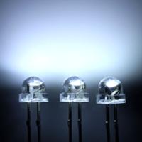 China 5mm 7000K - 9000K White Color 2000mcd - 2500mcd 120deg Strawhat Shape Water Clear Lens Diode Light for sale