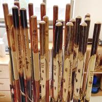 China Hand Carved Peach Wood Walking Cane 90cm Natural Wooden Walking Stick for Elderly for sale