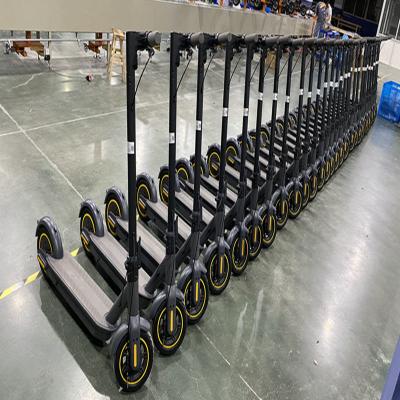 China 10 Inch 350W Aluminum Electric Scooter 21-30km/h 65-70km Range Adult Two Wheel Scooter for sale