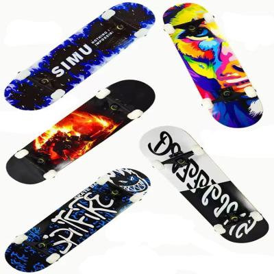 China 31 Inch Maple Skateboard 7 Layer Deck Heat Transfer Printing ABEC 9 Bearings 220 Lbs Capacity for sale