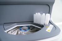 China 15 Minutes Benchtop Immunoassay Analyzer Throughput 120T/Hour Clinical Diagnostic Analyzer for sale