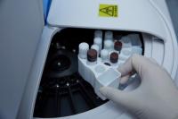 China 280T/H Fully Automated Floor Standing Immunoassay Analyzer CLIA 15min First Result Hospital Use for sale