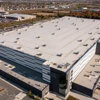 China RG_Customizable Prefab Warehouse with Skylight and Ventilation for Cargo and Logistics Center Use for sale