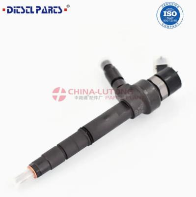 China Common Rail Fuel Injector 0 445 110 141 for Nissan Vauxhall 2.5L Diesel Engine for sale