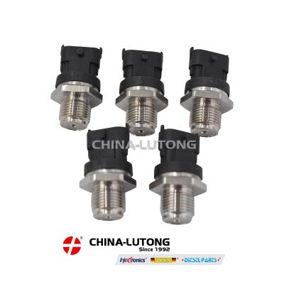 China Common Rail Fuel Injector Nozzle DLLA139P2598 for 0445110859 0445110863 for sale