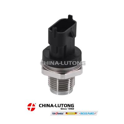 China Common Rail Fuel Injector Nozzle DLLA139P887 for 4045T 6068T 095000-6492 RE529118 for sale