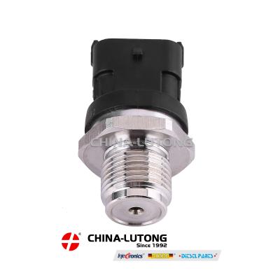 China Common Rail Fuel Injector Nozzle DLLA140P1790 for Injector 0445120141 for sale