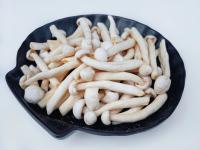 China Crisp VF Shimeji Mushroom 5KG Vacuum Fried Vegetable Snack with 12 Month Shelf Life for sale