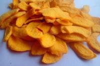 China Vacuum Fried Yellow Peach Chips - 2.5kg Bulk Pack with 12 Month Shelf Life | Healthy Vegan Snacks for sale