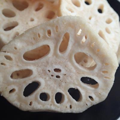 China Low Temperature Vacuum Fried Lotus Root Chips 4kg Bulk Crispy Dehydrated Vegetable Snack for sale