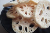 China Low Temperature Vacuum Fried Lotus Root Chips 4kg Bulk Crispy Dehydrated Vegetable Snack for sale