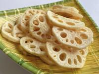 China Low Temperature Vacuum Fried Lotus Root Chips 4kg Bulk Crispy Dehydrated Vegetable Snack for sale