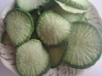 China Sliced Vacuum Fried Green Radish Chips 12 Month Shelf Life OEM BRC Kosher for sale