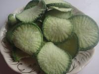 China Sliced Vacuum Fried Green Radish Chips 12 Month Shelf Life OEM BRC Kosher for sale