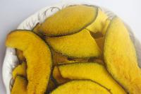 China Vacuum Fried Pumpkin Chips 4kg Bulk BRC Kosher Certified Healthy Nut Snack OEM for sale