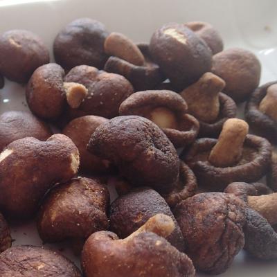 China Vacuum Fried Mushrooms 4kg Bulk Soft Texture Dried Fruit Vegetable Malt Syrup Snack for sale