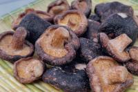 China Wholesale Vacuum Fried Shiitake Mushroom Snacks 5kg BRC Kosher Healthy Vegetable for sale