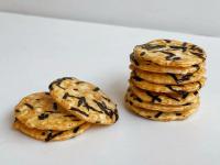 China Seaweed Round Rice Crackers 4.5cm Diameter with 12 Month Shelf Life - BRC & KOSHER Certified Grain Snacks for sale