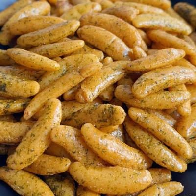 China Crescent Shape Japanese Rice Crackers with Wasabi Seaweed Flavor - 12 Month Shelf Life, 30 Day Delivery for sale