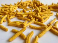 China OEM Shrimp Flavor Wheat Flour Crackers 10KG Bulk Traditional Chinese Snacks with 12 Month Shelf Life for sale