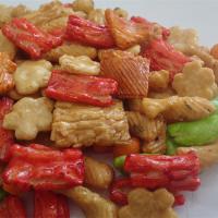 China Low Calorie Asian Rice Crackers Caramel Flavor Bulk 7.5kg Glutinous Rice Snack for sale