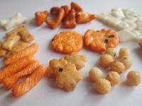 China OEM Japanese Rice Crackers Mix Snacks 7.5kg Bulk BRC Kosher Certified for sale