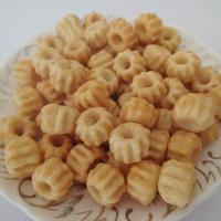China Chinese Rice Cracker 2.5kg Bulk Pack Crispy Glutinous Rice Snack Squid Balls Coils for sale