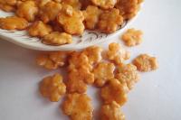 China Japanese Imported Crispy Rice Crackers Snack 200g Authentic Arare Salty Treat for sale