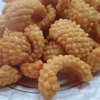 China Customizable Crispy Rice Roll Snacks 2.5kg Fried Glutinous Rice Puffed Food for Children for sale