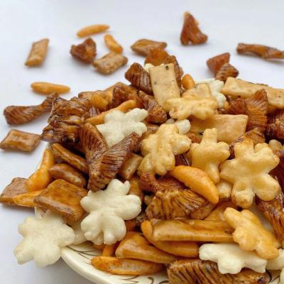 China Wholesale Japanese Soy Sauce Mixed Rice Crackers 7.5kg Bulk Low Fat Snack for sale