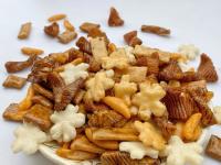 China Hot Salted Mixed Rice Crackers 7.5kg Bulk BRC Kosher Snack for Middle East for sale