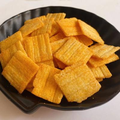 China Crispy Rice Cracker Snack 12 Month Shelf Life OEM Custom Flavors Cheese BBQ for sale