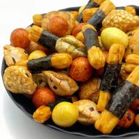 China Japanese Roasted Seaweed Rice Crackers Mixed with Peanuts 12 Month Shelf Life OEM for sale