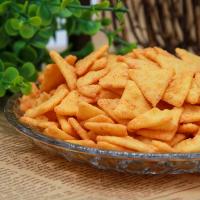 China Popular Snack Triangle Corn Rice Crackers Crispy OEM Flavored Biscuits for sale