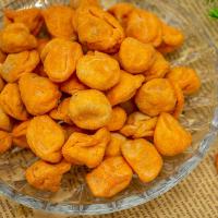 China Roasted Peanut Crackers 5KG & 10KG Bulk - Spicy Plum-Shaped Snacks with 12 Month Shelf Life for sale