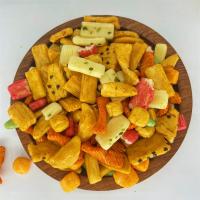 China Mixed Rice Crackers Baked Salty Snack 7.5kg Bulk OEM BRC Kosher for sale