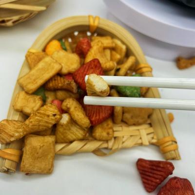China Gluten Free Baked Rice Crackers 7.5kg Bulk Halal Party Snacks OEM BRC Kosher for sale